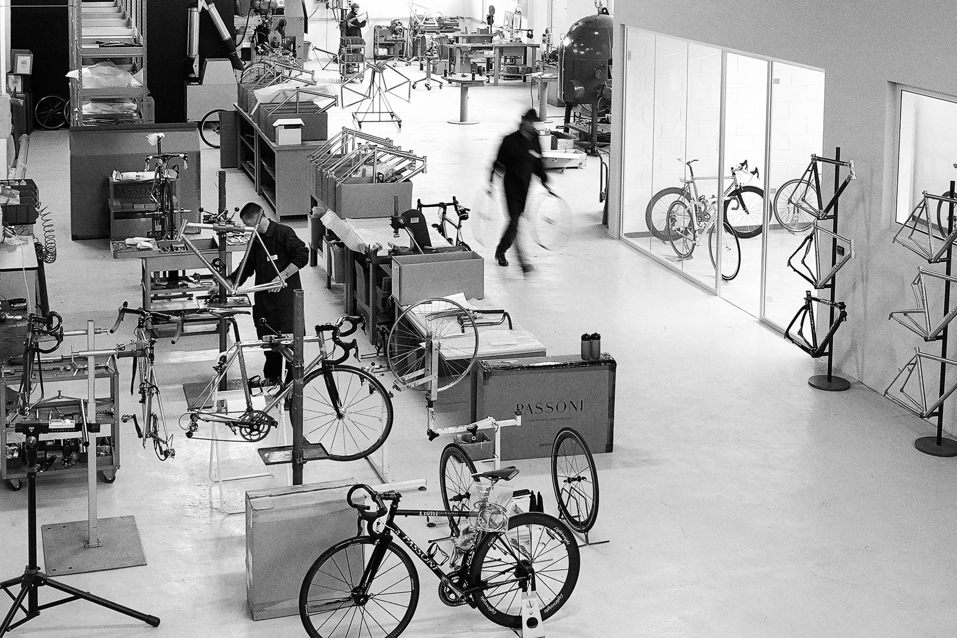 PASSONI / 展現義大利極致工藝的「鈦車之王」 | Cycling FABRO 頂級車衣專賣店